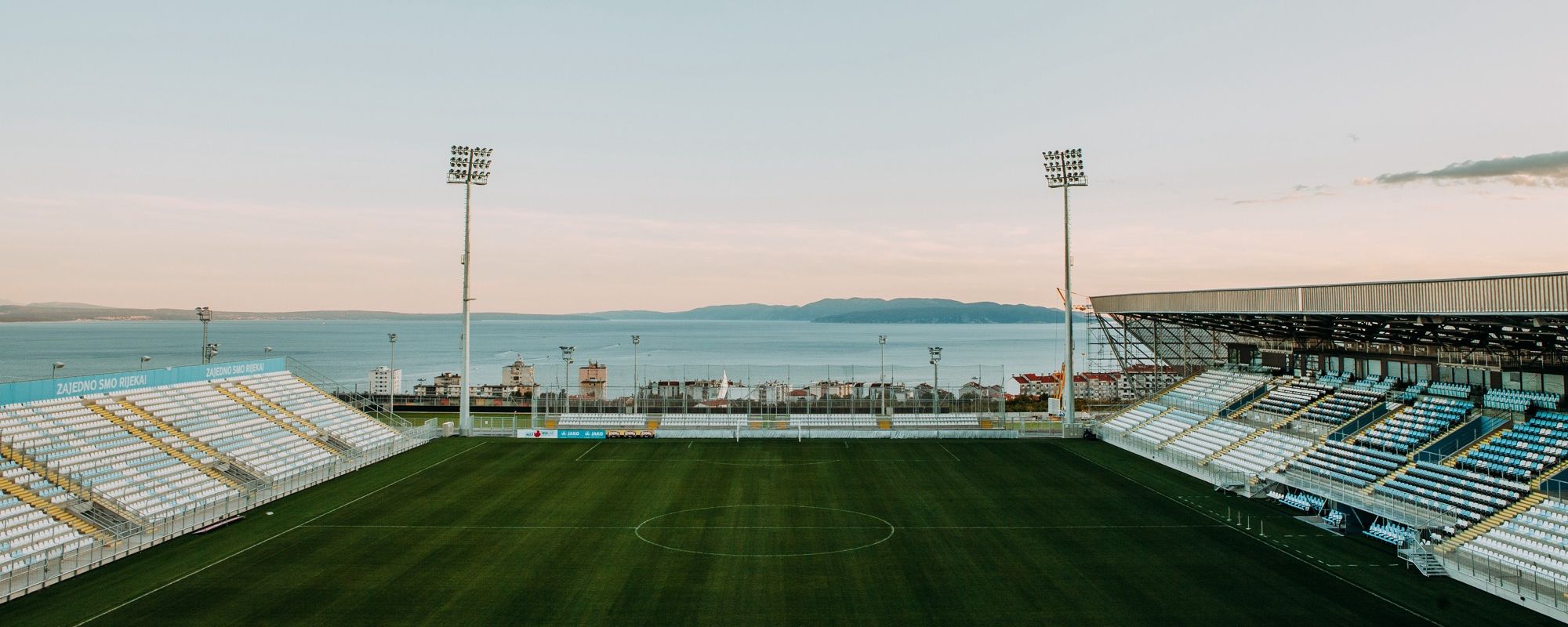 Stadion Rujevica | Javni objekti